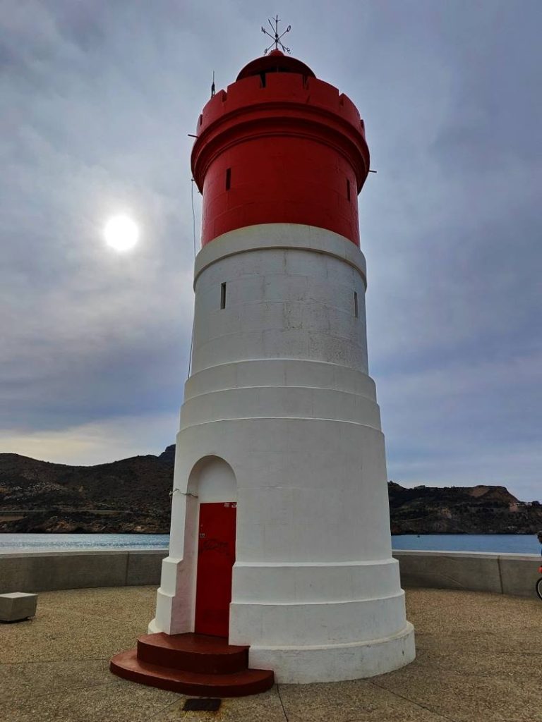 El faro de Navidad por F. J. Alcaraz – Los Faros del Mundo
