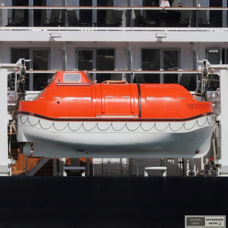 El -MS Nieuw Statendam- zarpa de Cartagena por Miguel Egea – Los Faros ...