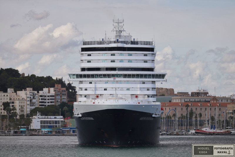 El -MS Nieuw Statendam- zarpa de Cartagena por Miguel Egea – Los Faros ...