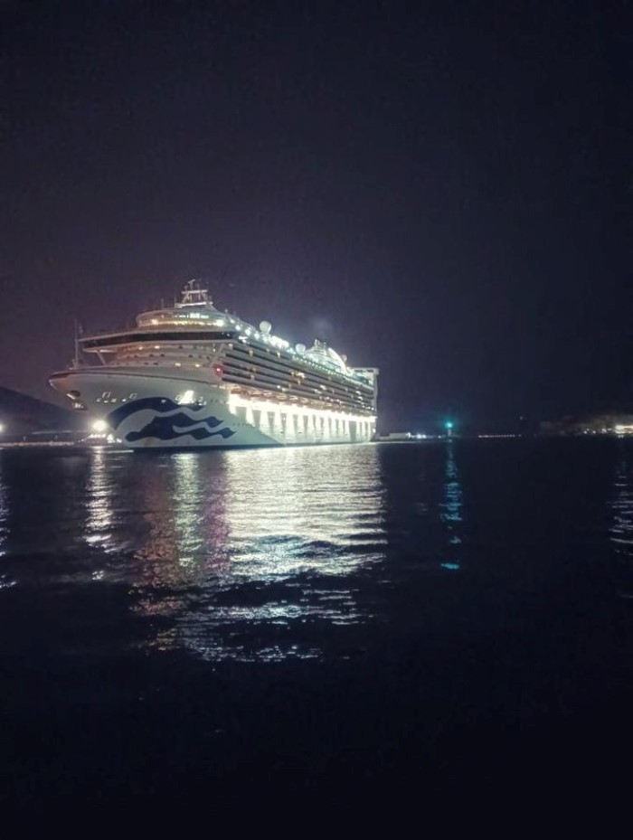 El -MS Caribbean Princess- en Cartagena por Pruden – Los Faros del Mundo
