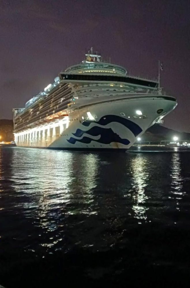 El -MS Caribbean Princess- en Cartagena por Pruden – Los Faros del Mundo