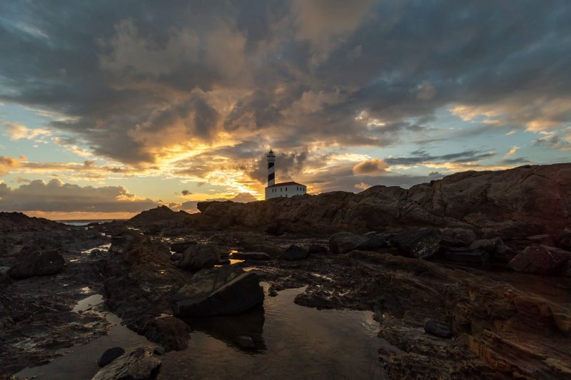 El faro de Favàritx por Teo Arias (1ª parte) – Los Faros del Mundo